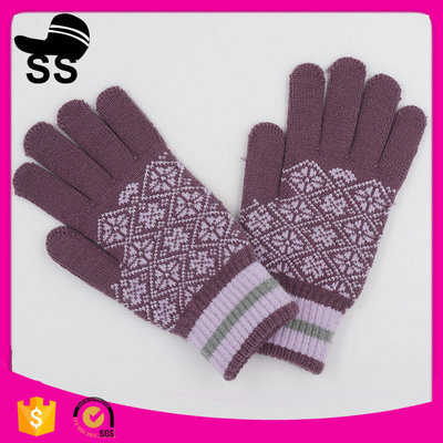 China 10*20.5cm 50g 95%Acrylic 5%Spandex  2017 best price of cheap cute fashion warm mittens magic winter knitting gloves supplier