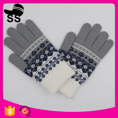 China 95%Acrylic 5%Spandex 10*19cm 44g 2017 New Design Shopping For Kids Sports Riding Magic Winter Knitting Gloves supplier